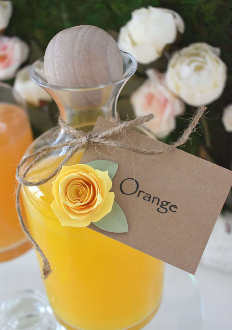 Mimosa bar inspiration perfect for springtime celebrations!