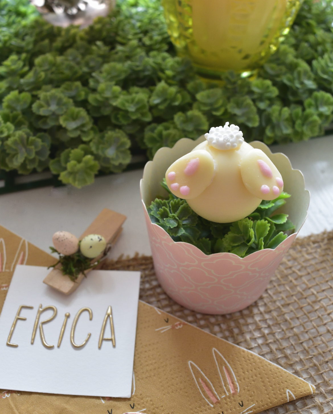 How to make bunny tail truffles for your Easter holiday celebrations!