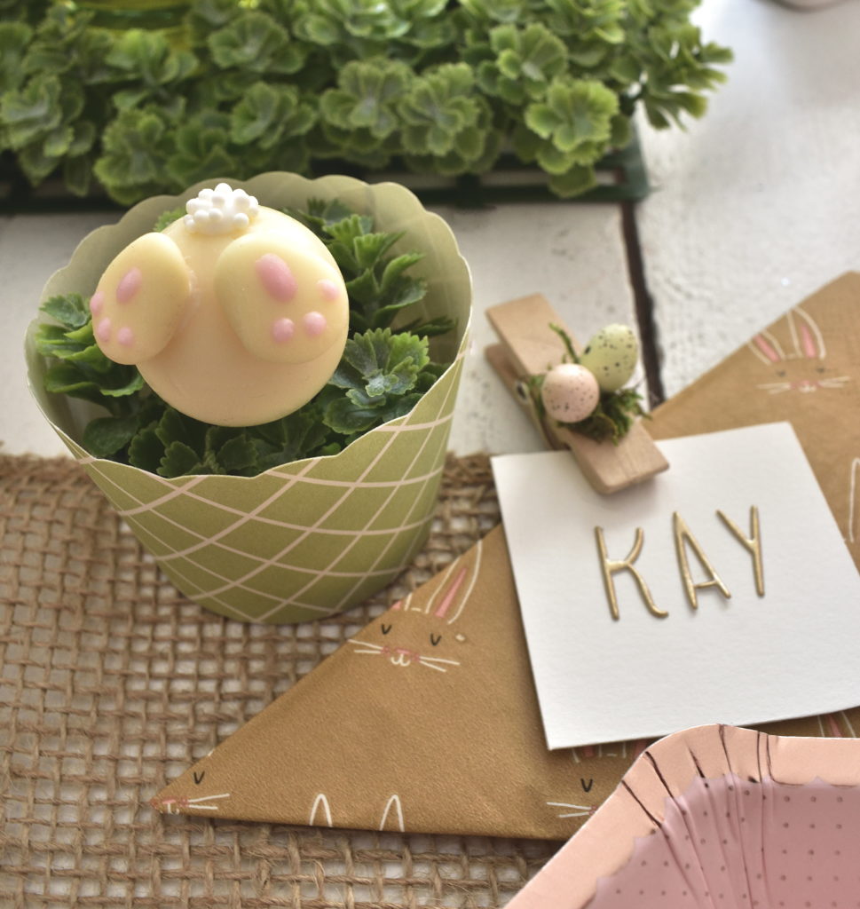 How to make bunny tail truffles for your Easter holiday celebrations!