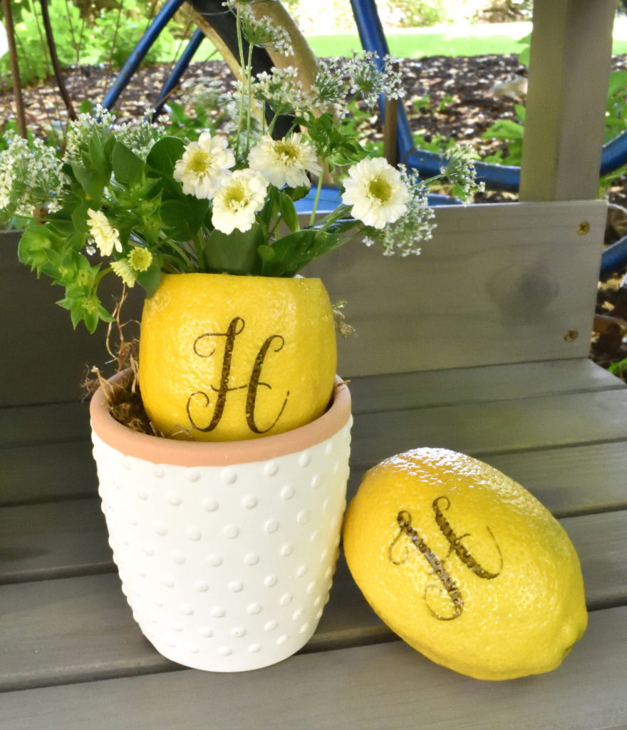 Lemonade stand fun for easy breezy summer entertaining!