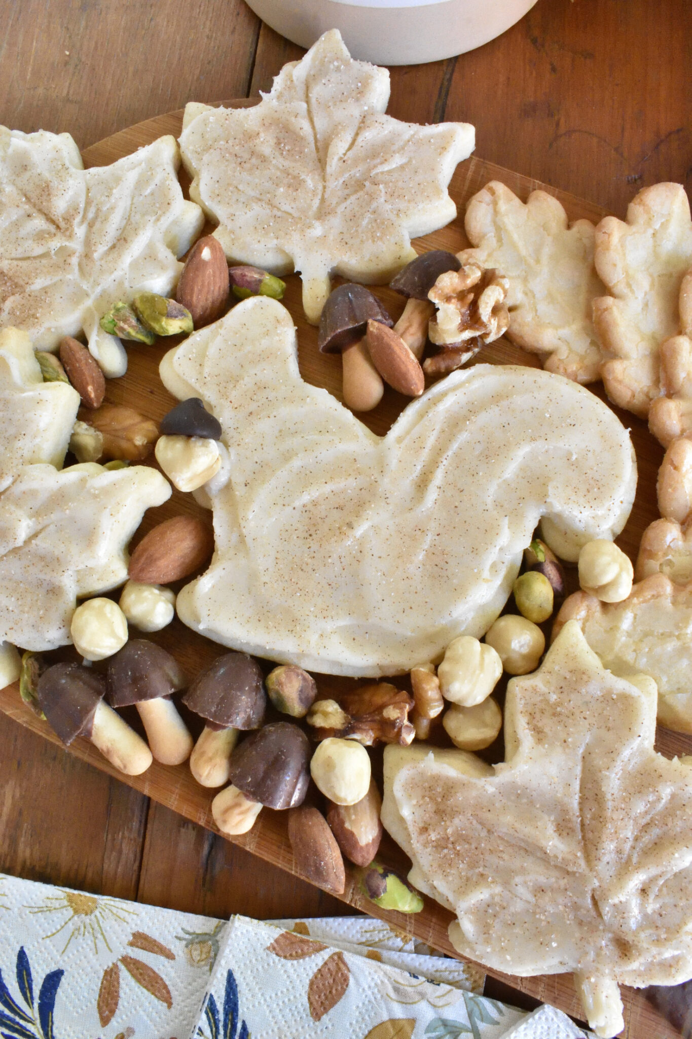Easy fall cookie boards to create for autumn entertaining!