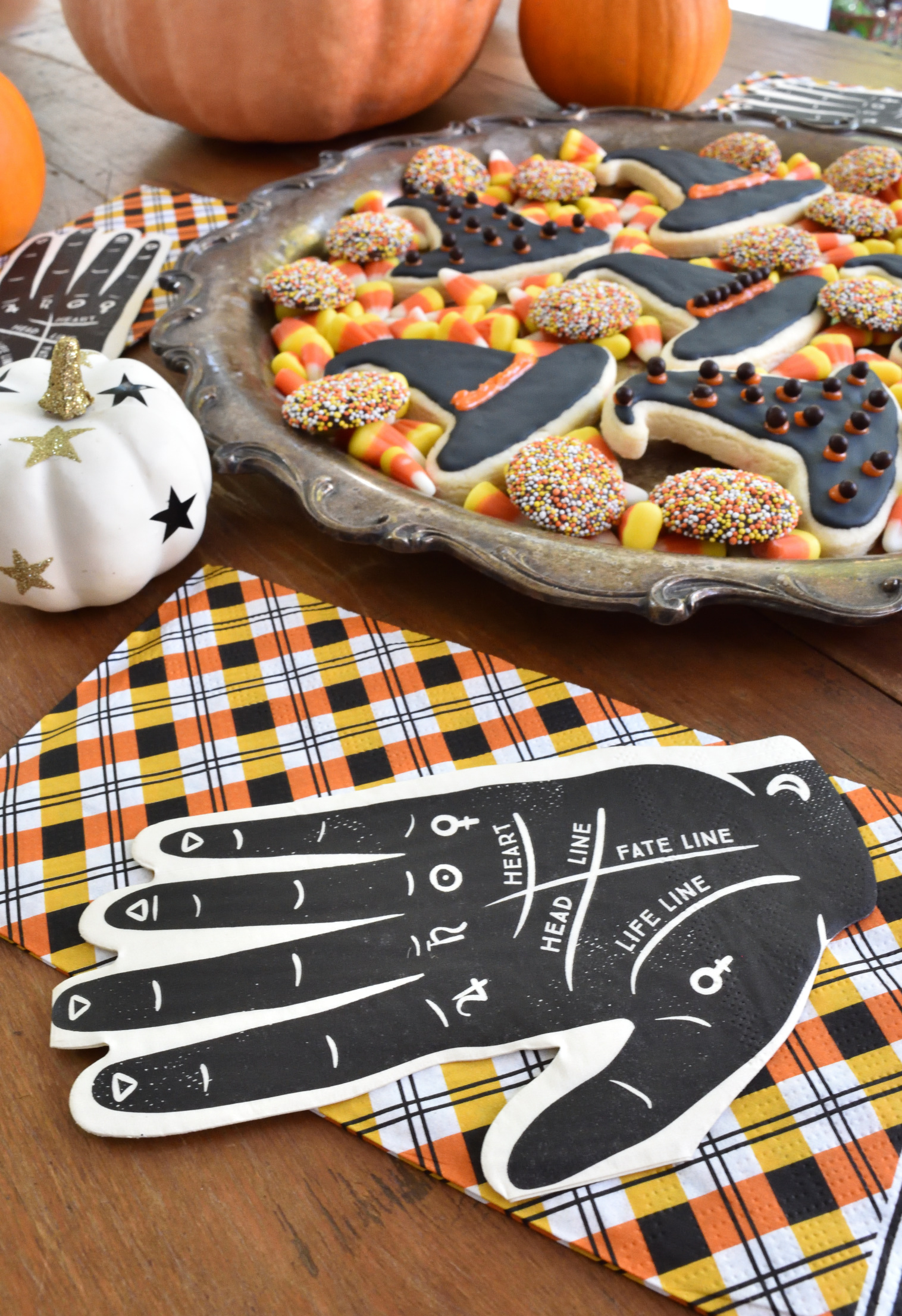 easy-fall-cookie-boards-9.jpg - Giggle Living