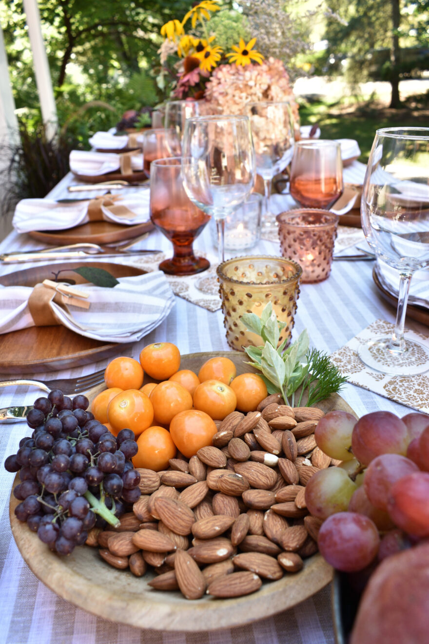 Alfresco dining will fall in mind! See the easy table details!