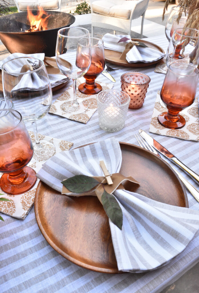 Alfresco dining will fall in mind! See the easy table details!