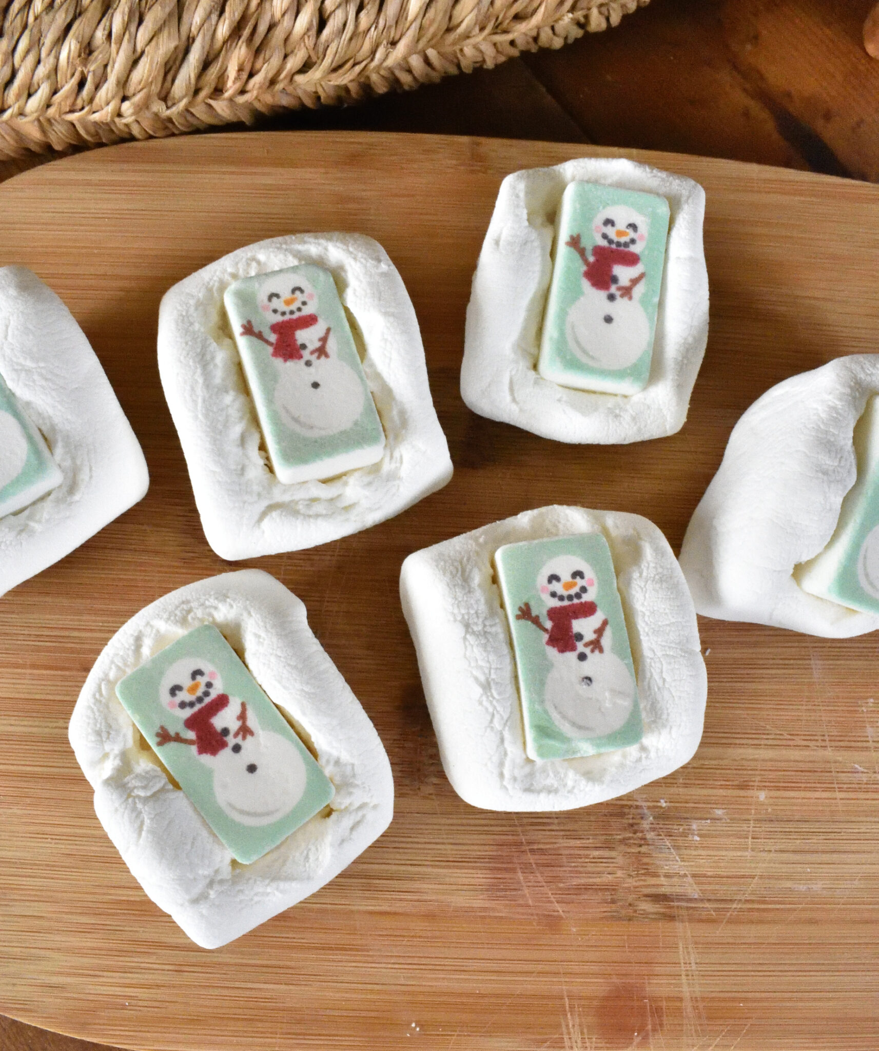 Festive hot cocoa toppers you can make for your toasty holiday drink!