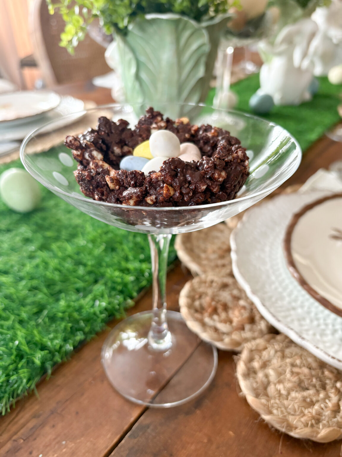 Simple Easter table inspo for holiday fun!